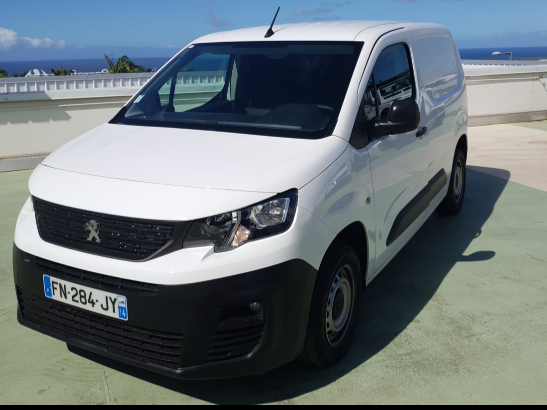 Voiture d’occasion PEUGEOT PARTNER 1.5 HDI 100 CV année 2020 25213 km à ...